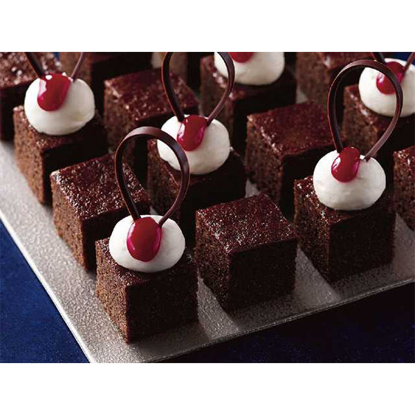 フレック カット済みケーキ ケーク・オ・ショコラフランボワ 392g | フーヅフリッジ UCC運営の業務用食品食材の仕入れ通販サイト